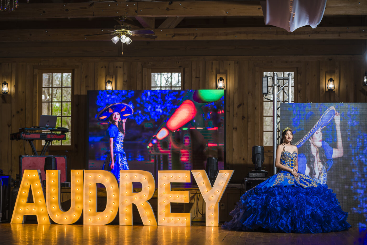 Quinceañera - Texas Old Town